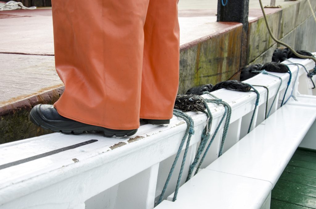 Tips for Boating in Winter | Offshore Supply